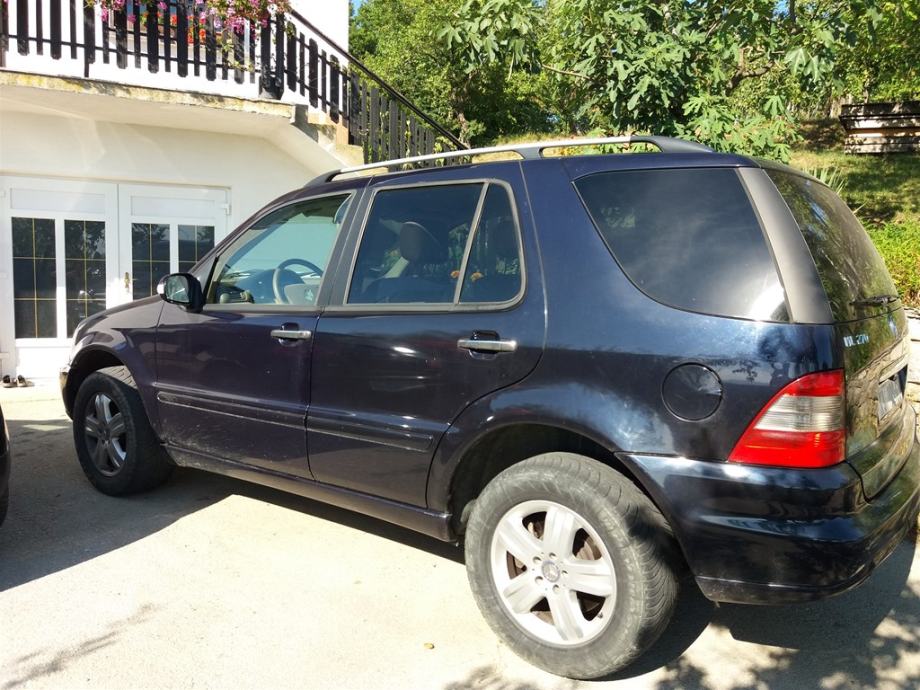Mercedes-Benz ML 270 CDI Special Edition automatik, 2004 god.