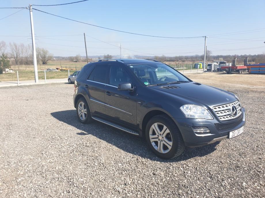 Mercedes-Benz ML 300 cdi blueficiency automatik, 2010 god.