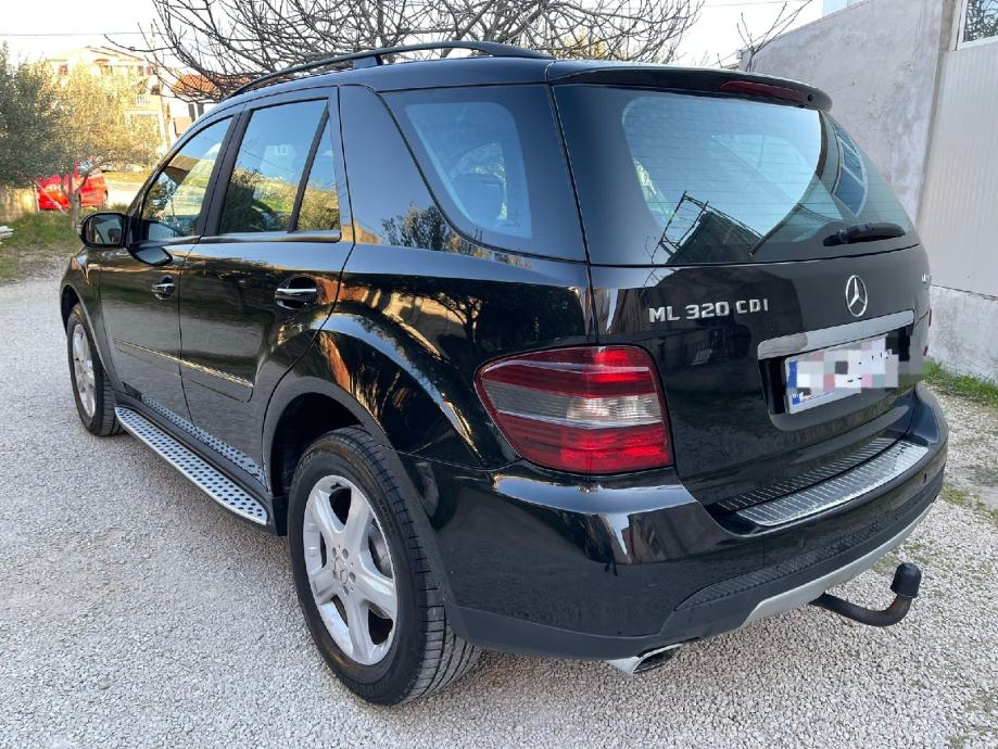 Mercedes-Benz ML 320, 2006 god.