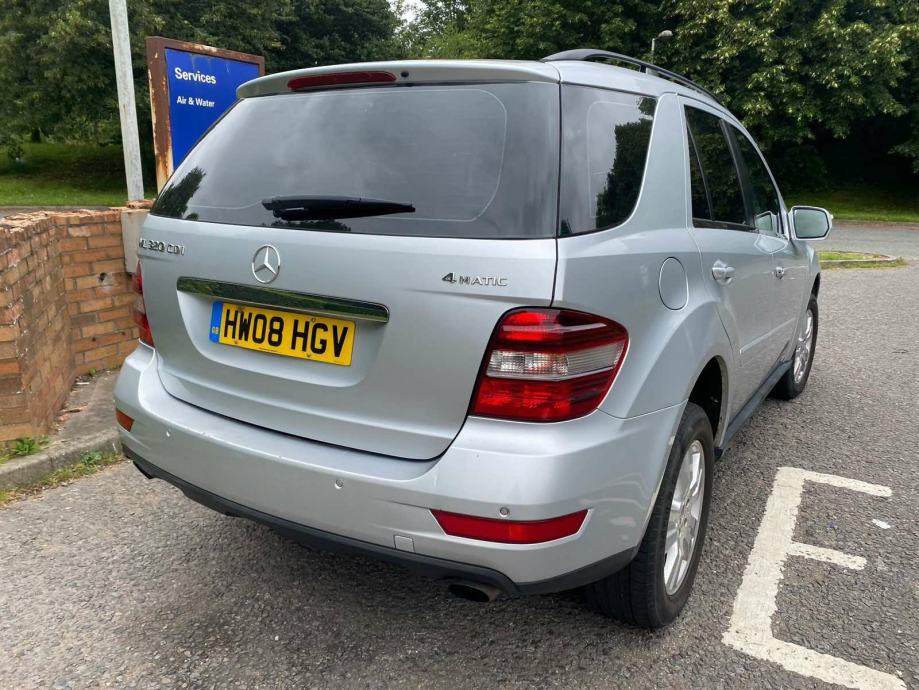 Mercedes-Benz ML 320, 2009 god.