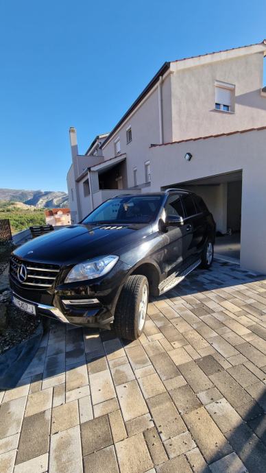 Mercedes-Benz ML 350 CDI Bluetech Formatic automatik, 2012 god.