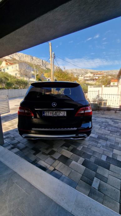 Mercedes-Benz ML 350 CDI Bluetech Formatic automatik, 2012 god.