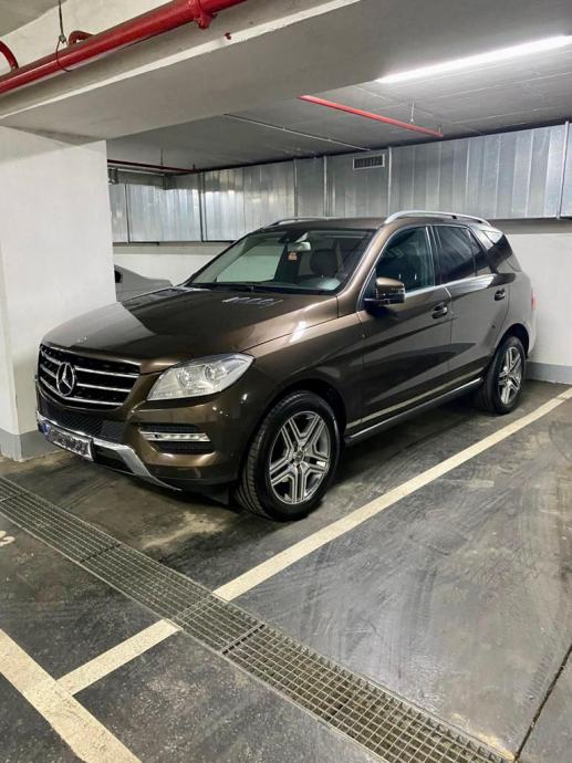 Mercedes-Benz ML 350 Bluetech 4 Matic automatik, 2012 god.