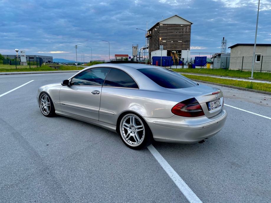 Mercedes CLK 270 CDI automatik Avangard, 2002 god.