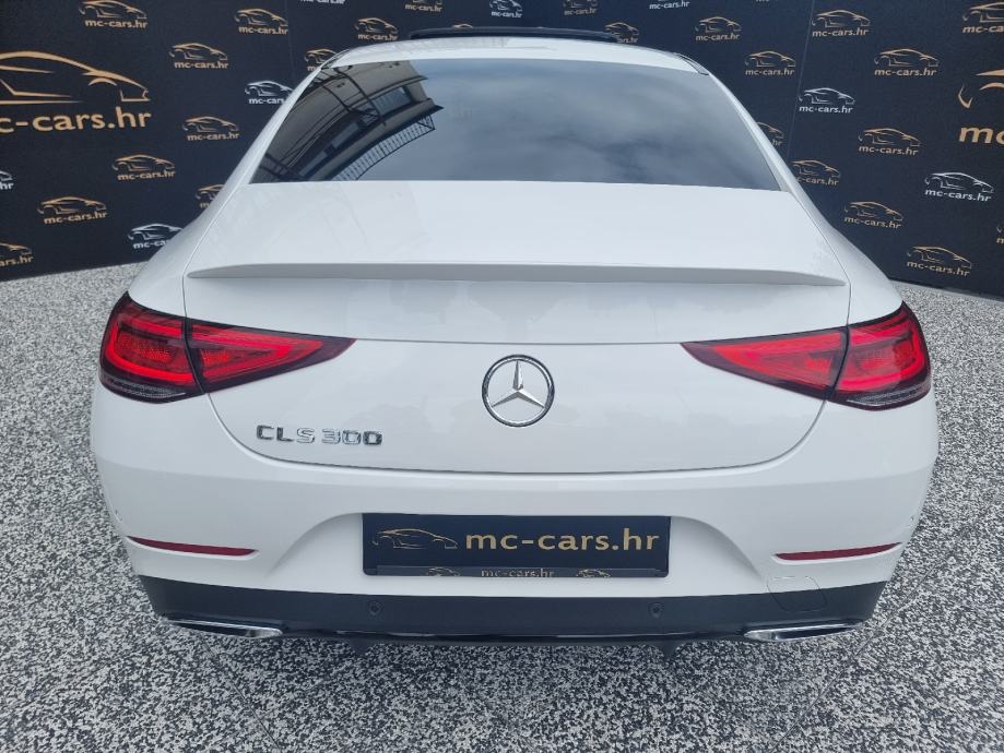 MERCEDES CLS 300d*AMG*LED*ALU 20*REG*NIGHT PAKET*BURMESTER*KOŽA*KAMERA ...