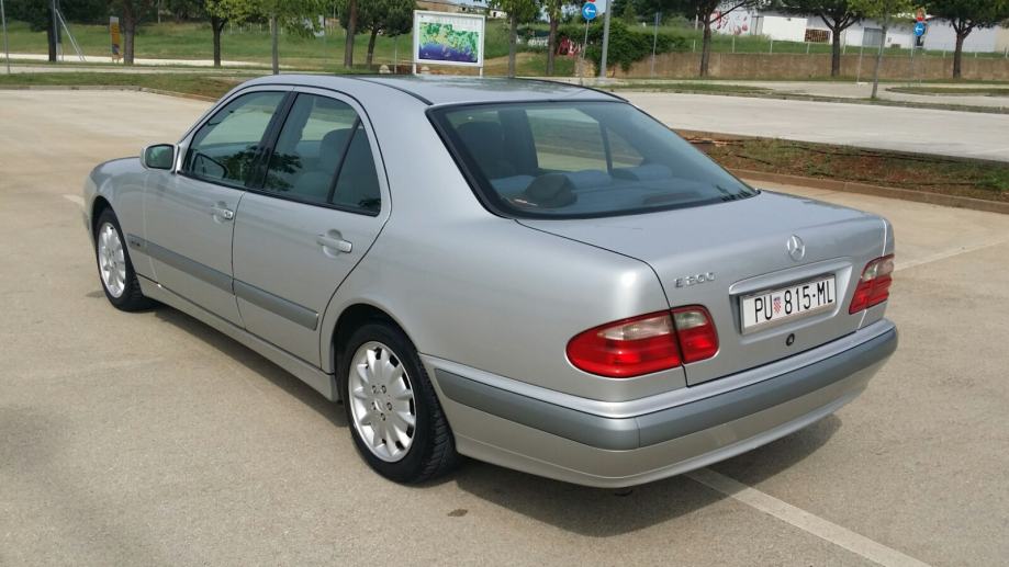 Mercedes E klasa CLASIC 200 PLIN, PRILIKA , 2000 god.