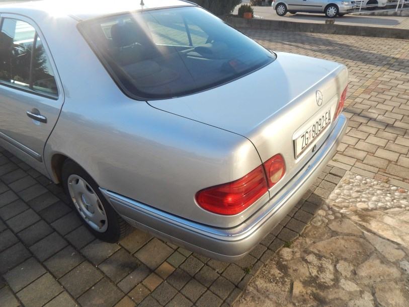 Mercedes E-klasa 290 TD, 1996 god.