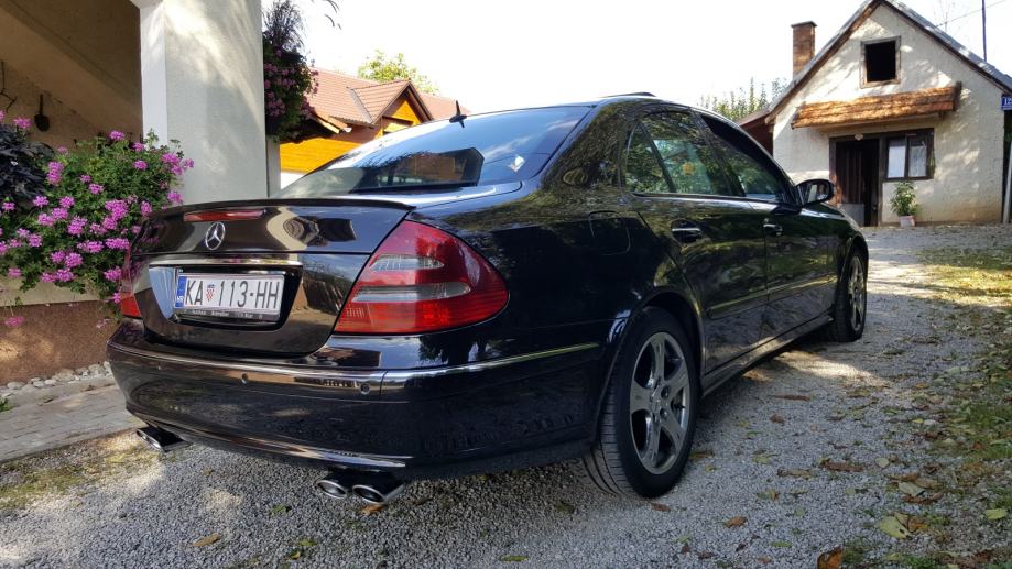 Mercedes E400 CDI V8 BITURBO, 2004 god.