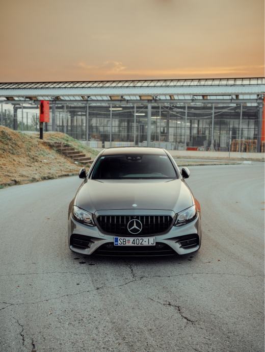 Mercedes E220D AMG *Night paket*, 2016 god.