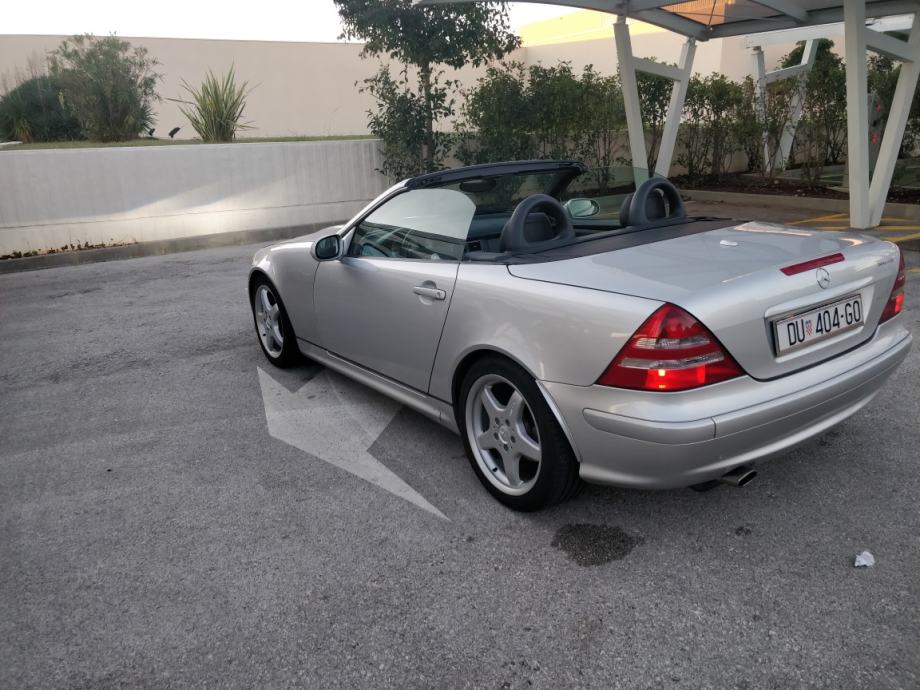 Mercedes SLK roadster 320 automatik, 2001 god.
