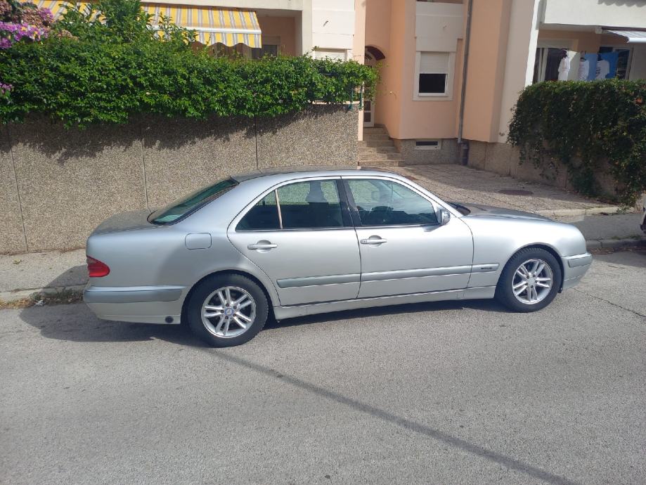 Mercedes W210 E200 kompressor, 2001 god.