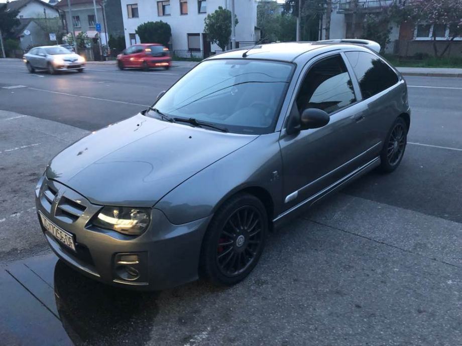 MG ROVER ZR 160, 2004 god.