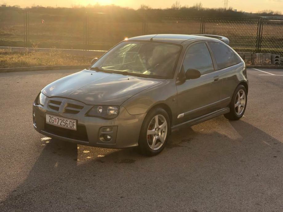 MG ROVER ZR 160, 2004 god.