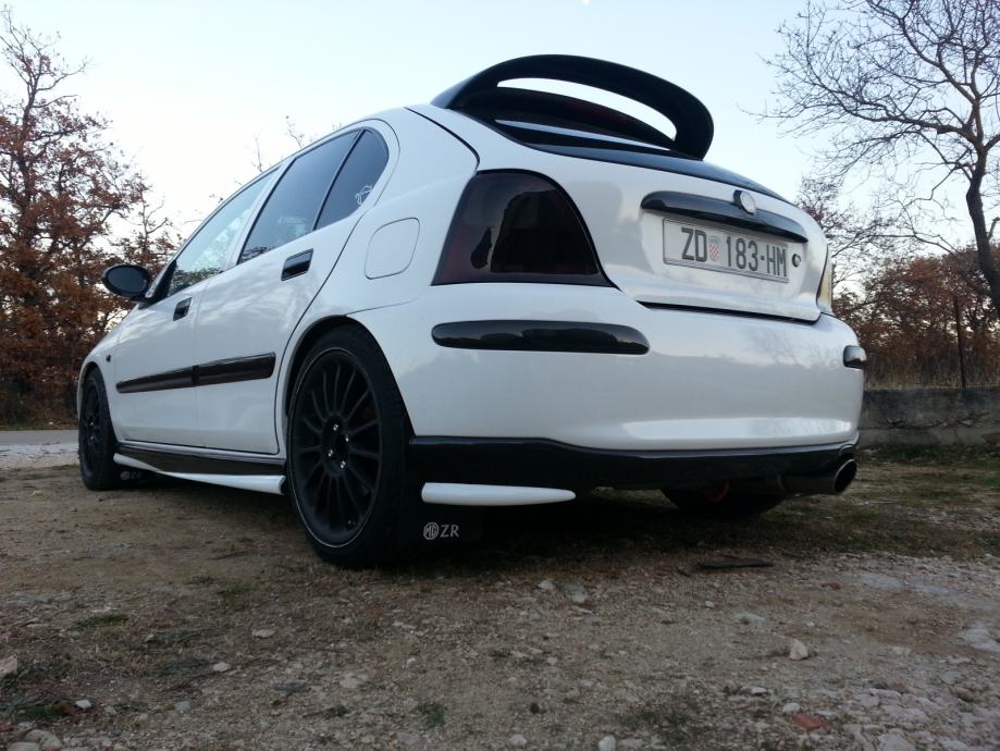 MG ZR 160, 2002 god.