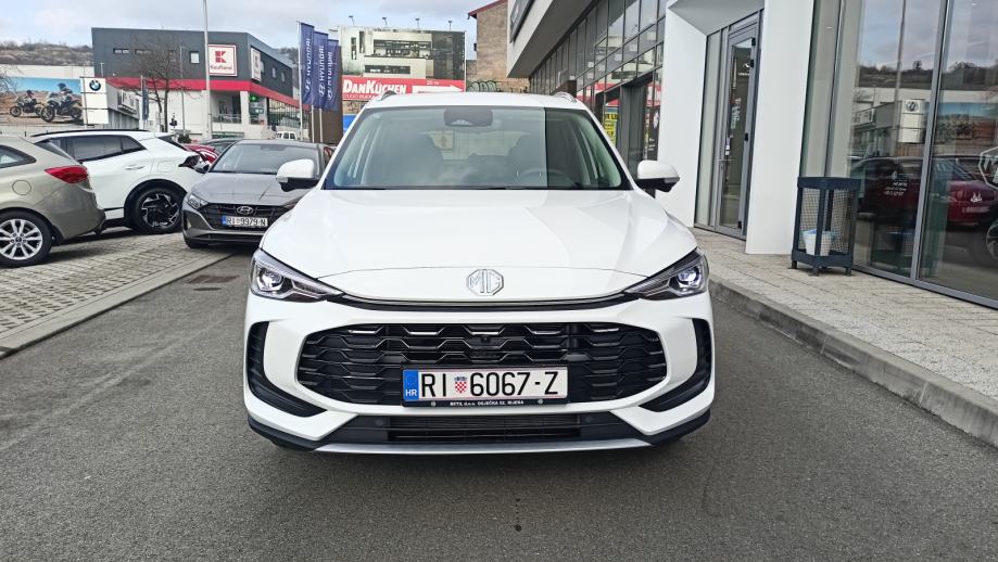 MG ZS HEV LUXURY 1.5L HYBRID AT Komb. max. snaga 197 Ks DEMO VOZILO ...
