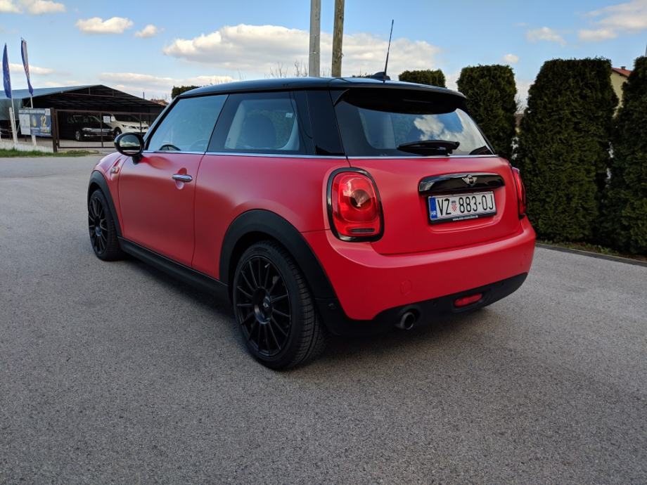 MINI Cooper 1.5 TwinPower Turbo 135ks, 2016 god.
