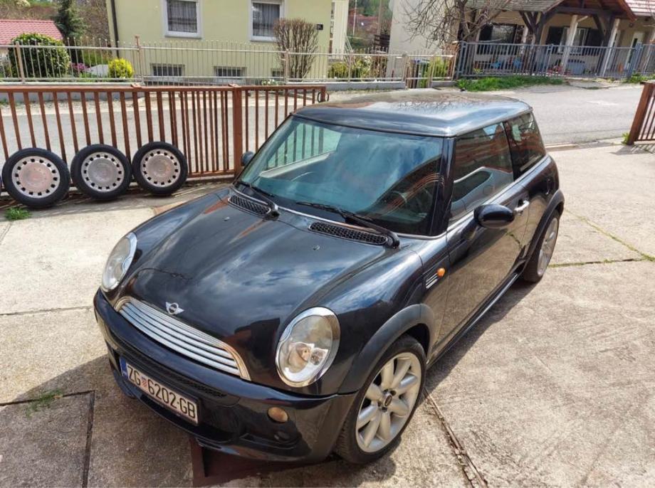 MINI Cooper 1.6 85 KW, 2003 god.