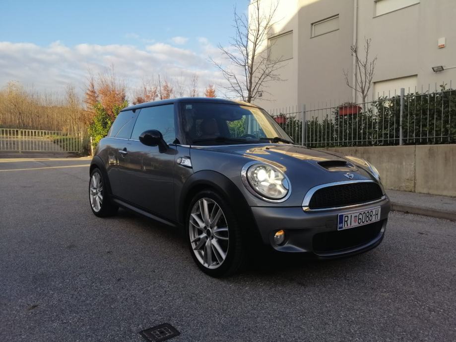 MINI Cooper 1.6 turbo, 2007 god.