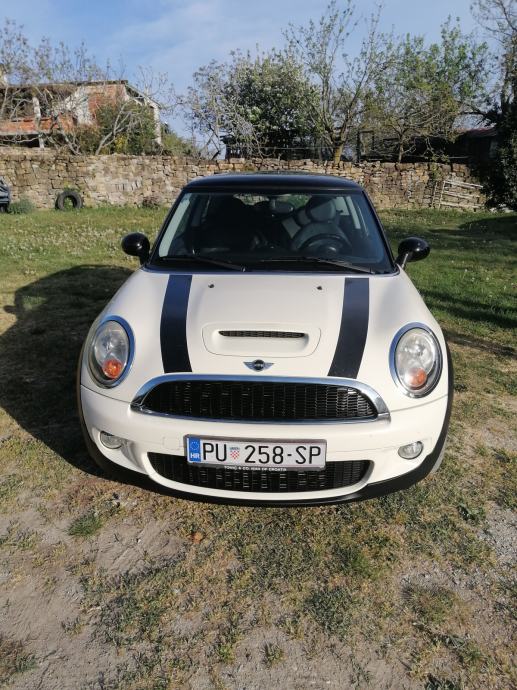 MINI Cooper S 1,6 turbo, 2010 god.