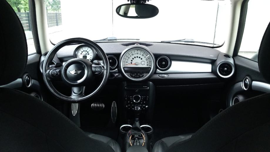 MINI Cooper S automatik, 2011 god.