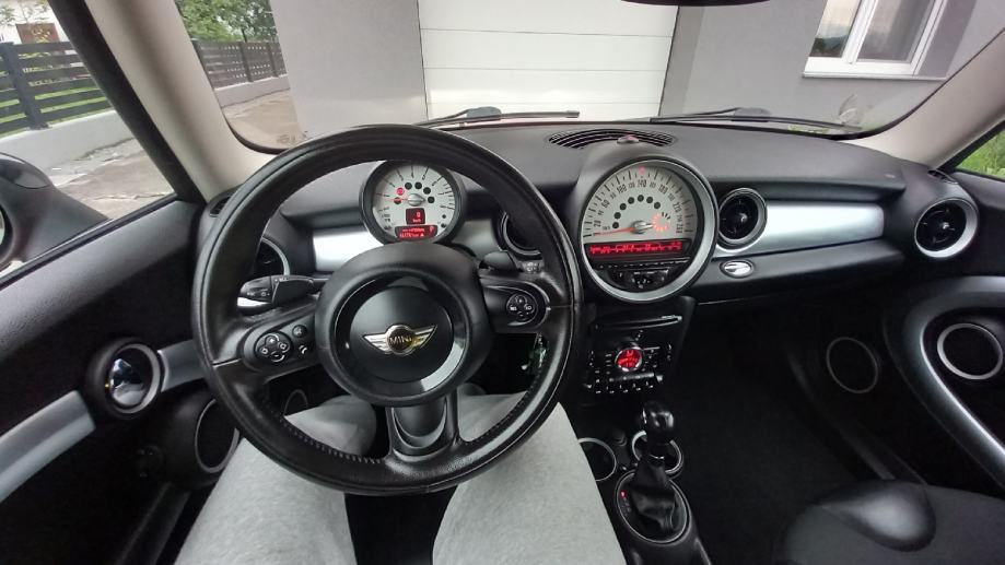 MINI Cooper S automatik, 2011 god.