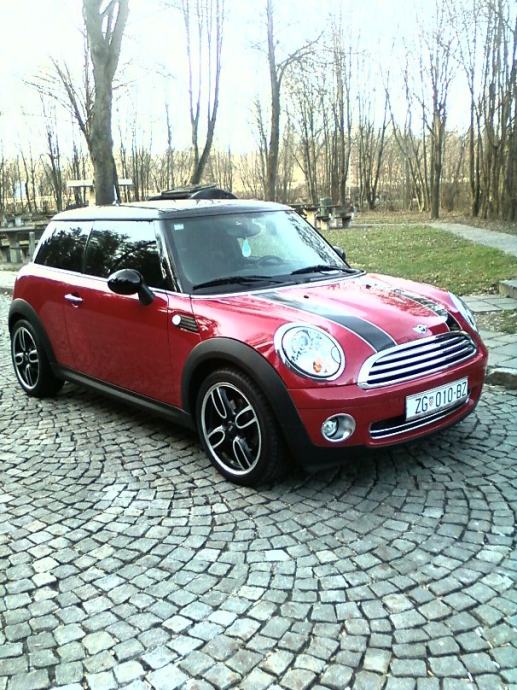 MINI Cooper chilli red, 2007 god.