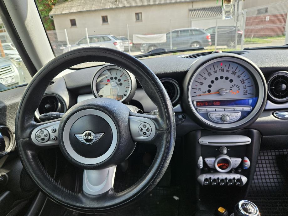 MINI Cooper Cooper D reg.04/2025, 2007 god.