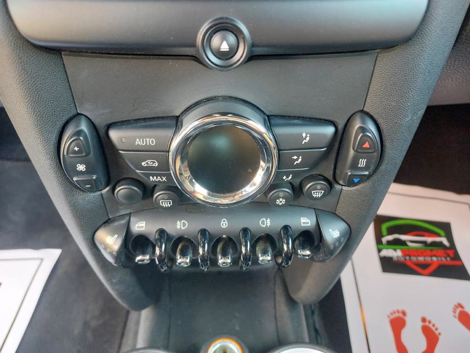 MINI Cooper Cooper D //REG 1 GOD // KLIMA // ALU //, 2011 god.