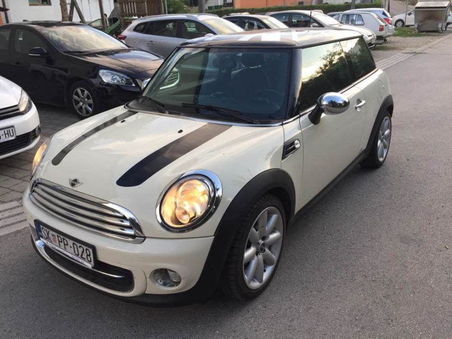 MINI Cooper D, model 2012. redizajn, JAMSTVO 12 MJESECI, 2011 god.
