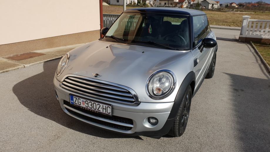 **MINI Cooper 1.6 Turbo Diesel **, 2009 god.