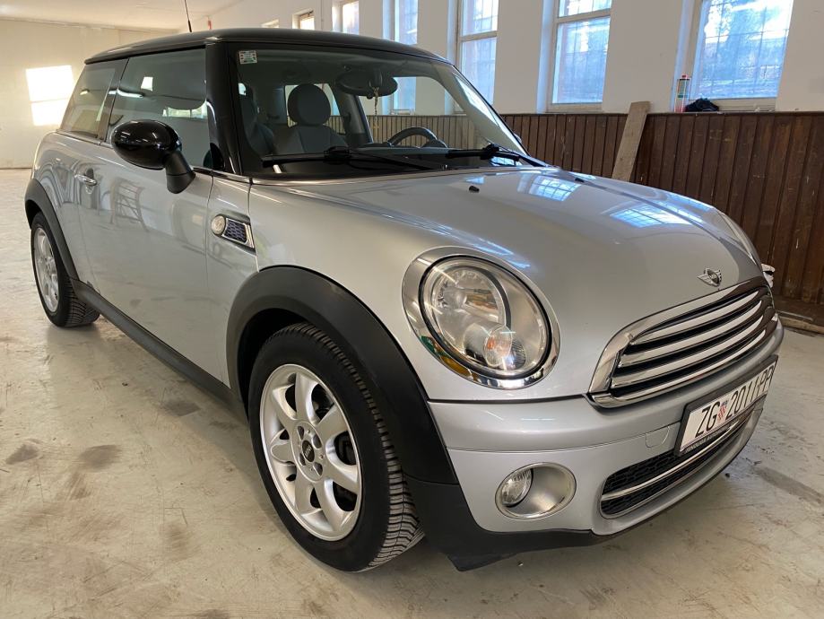 MINI Cooper D, 2010 godina - Registriran do 12/2022, 2010 god.