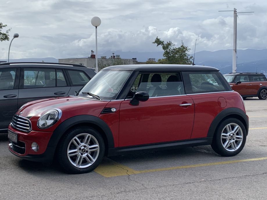 MINI Cooper Cooper D, 2011 god.