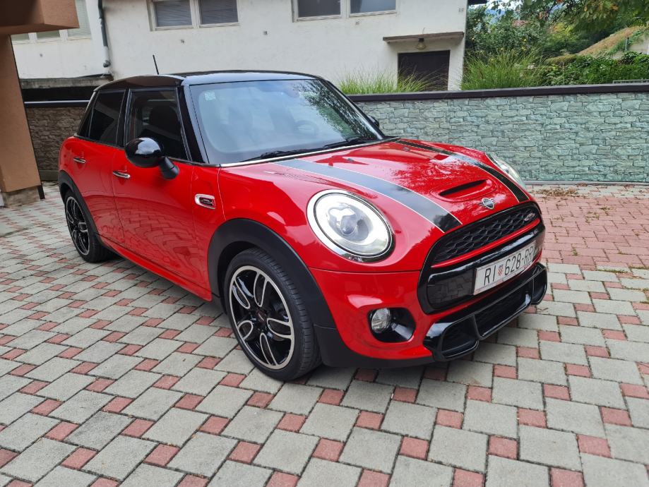 MINI Cooper D, 2015 god.