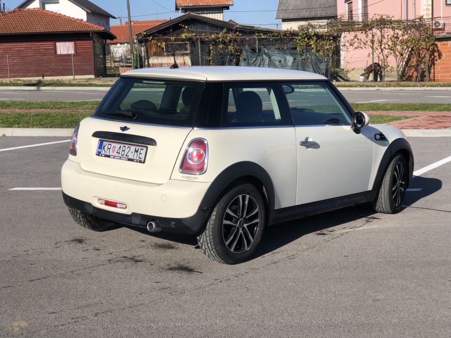 MINI Cooper Cooper D, 2011 god.