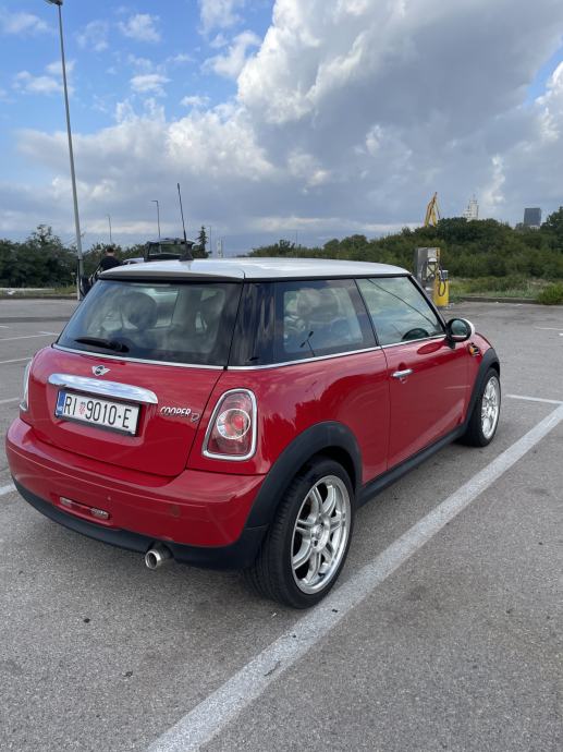 MINI Cooper Cooper D, 2011 god.