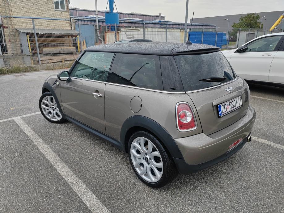 MINI Cooper Cooper D, 2011 god.