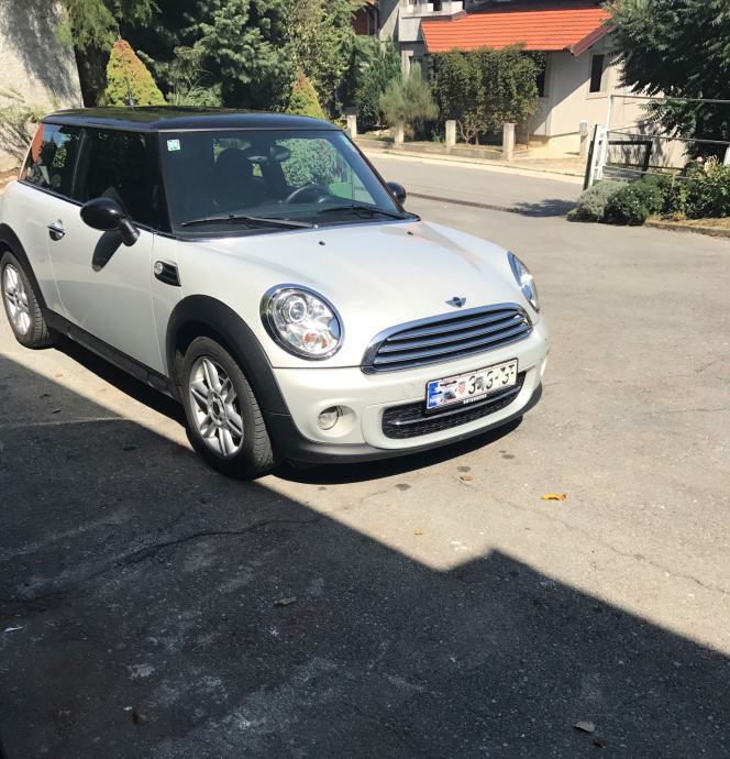 MINI Cooper Cooper D, 2012 god.
