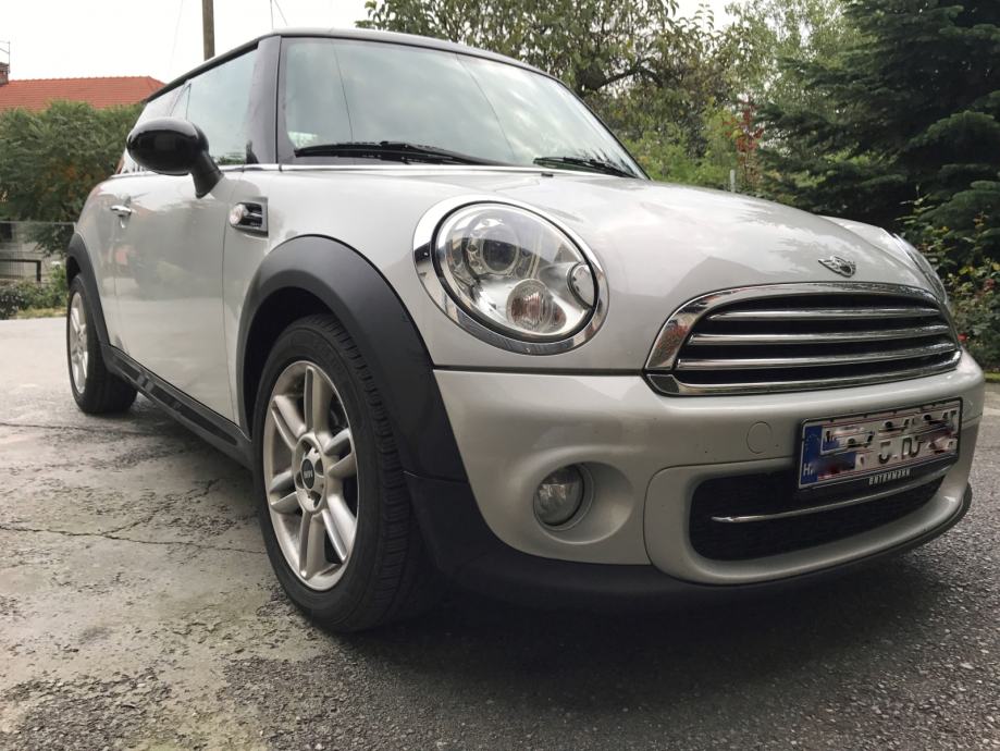 MINI Cooper Cooper D, 2012 god.