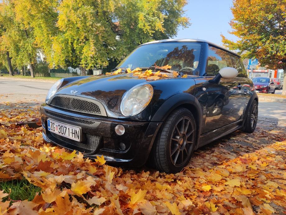 MINI Cooper R50 JCW Aero, 2002 god.