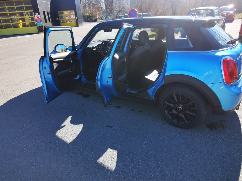 UPRAVO REGISTRIRAN!! MINI COOPER F55 5 VRATA 2016 GOD SVI RAČUNI ...