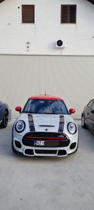 MINI Cooper JCW, DAB, HarmKard, Navi, Keyless, 231KS, F1, SitzHz,u PDV ...