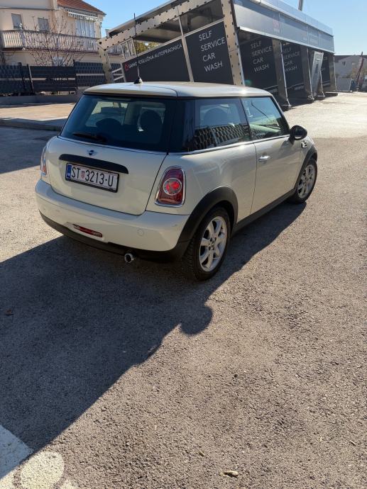 MINI Cooper Cooper, 2011 god.