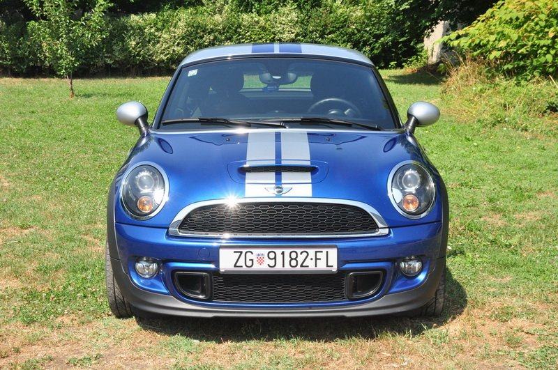 MINI Cooper Coupe S R58 135 KW, 2012 god.