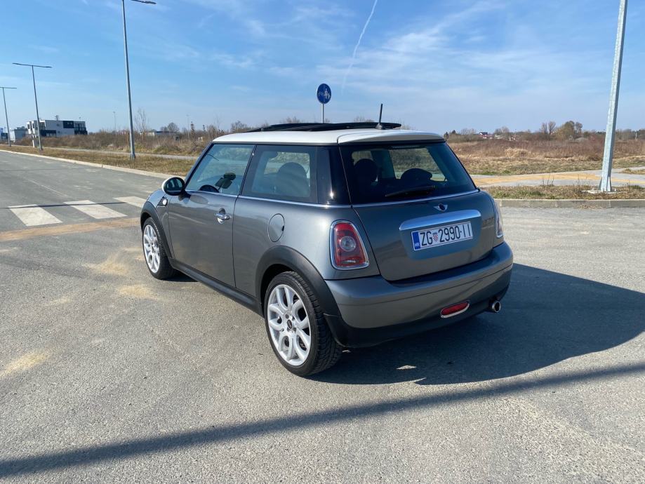 * MINI Cooper D *, 2010 god.