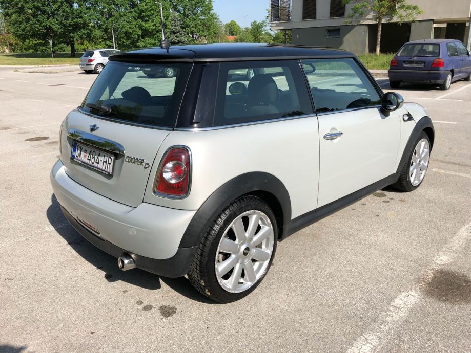 MINI Cooper D,2012.god.na ime kupca do registracije,AMEX,DINERS, 2012 god.