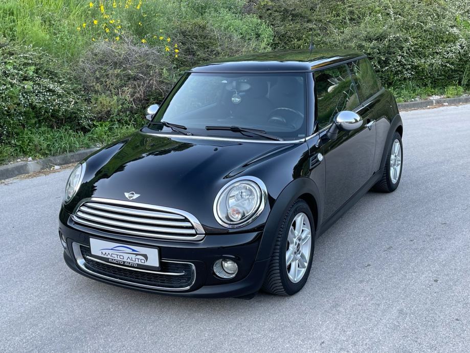 MINI Cooper D automatik, 2011 god.