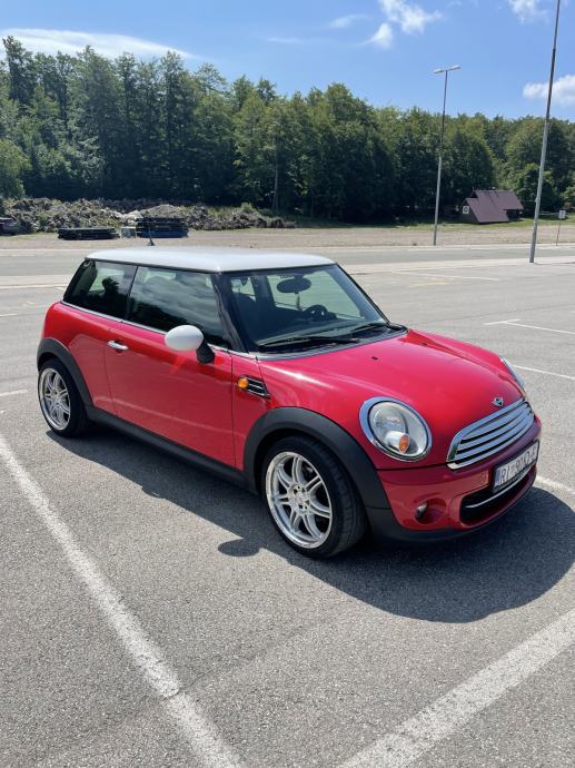 MINI Cooper D, 2011 god.