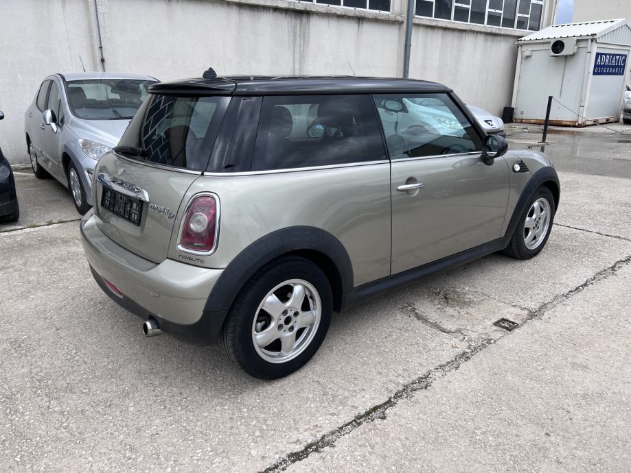 MINI Cooper D, 2008 god.