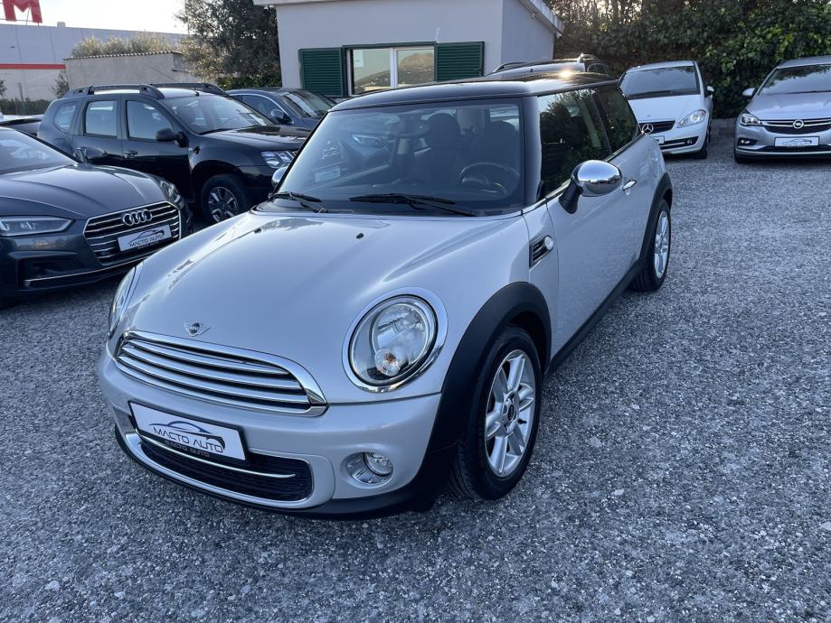 MINI Cooper D, 2011 god.