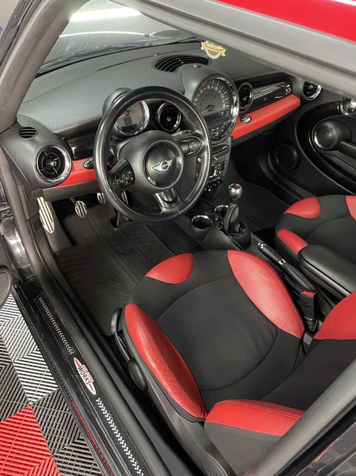MINI Cooper JCW Akrapovic Harman Kardon, 2011 god.